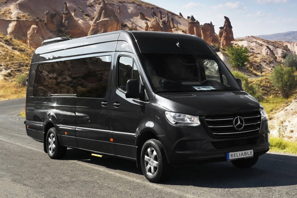 Guide to Choosing the Right Corporate Vehicle for Your Event | Reliable ...